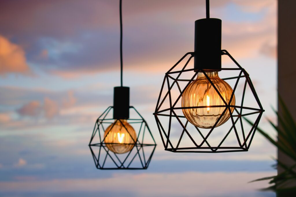 Halogen vs LED Lighting: Efficiency, Brightness & Replacement Guide ...